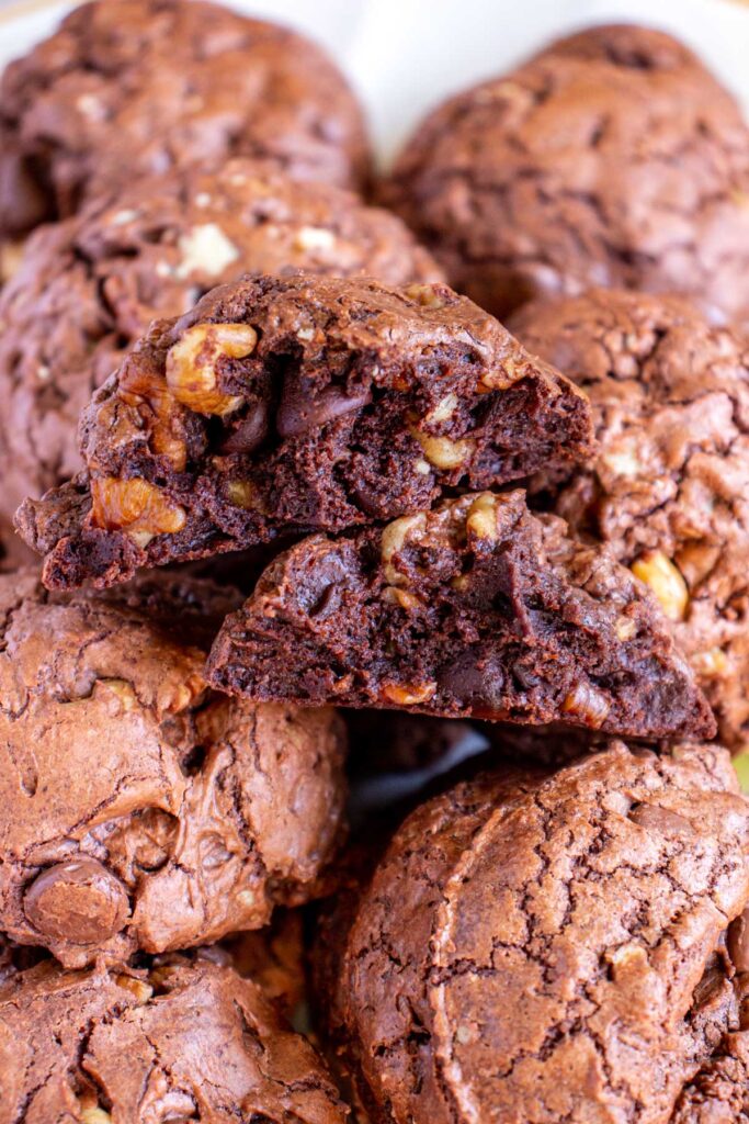 Chocolate Chubbies (Chunky Brownie Cookies) - Mission Food Adventure