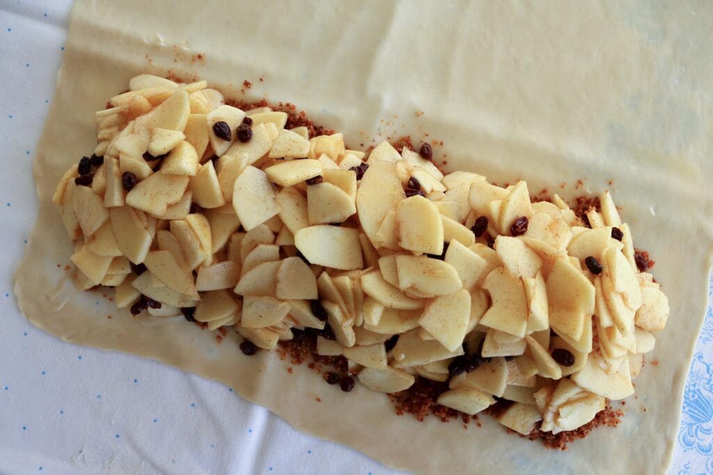 Apfelstrudel (Austrian Apple Strudel) - Mission Food Adventure
