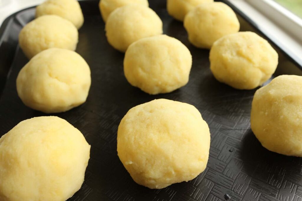 Barceloneta Potato Bombas - Mission Food Adventure