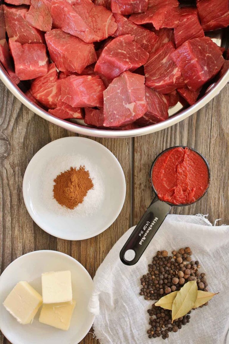 Roza's Tas Kebab (Persian Beef Stew) - Mission Food Adventure
