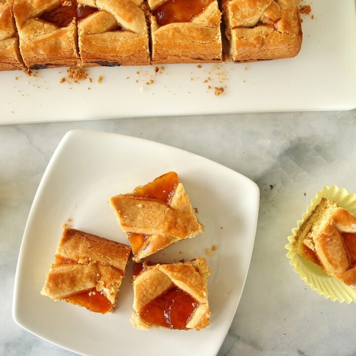 The Hollywood Brown Derby Grapefruit Cake - Mission Food Adventure