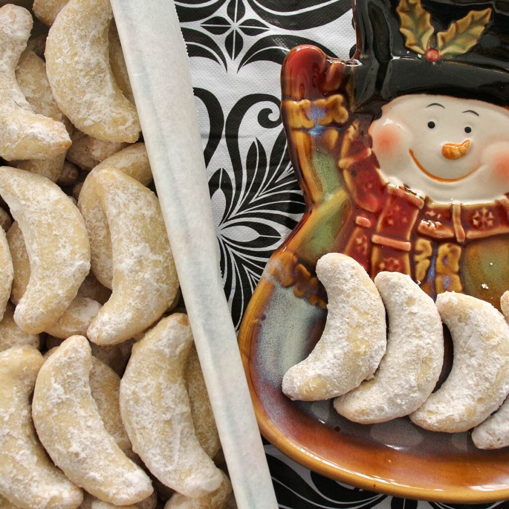 Vanillekipferl (Austrian Vanilla Crescent Cookies) - Mission Food Adventure