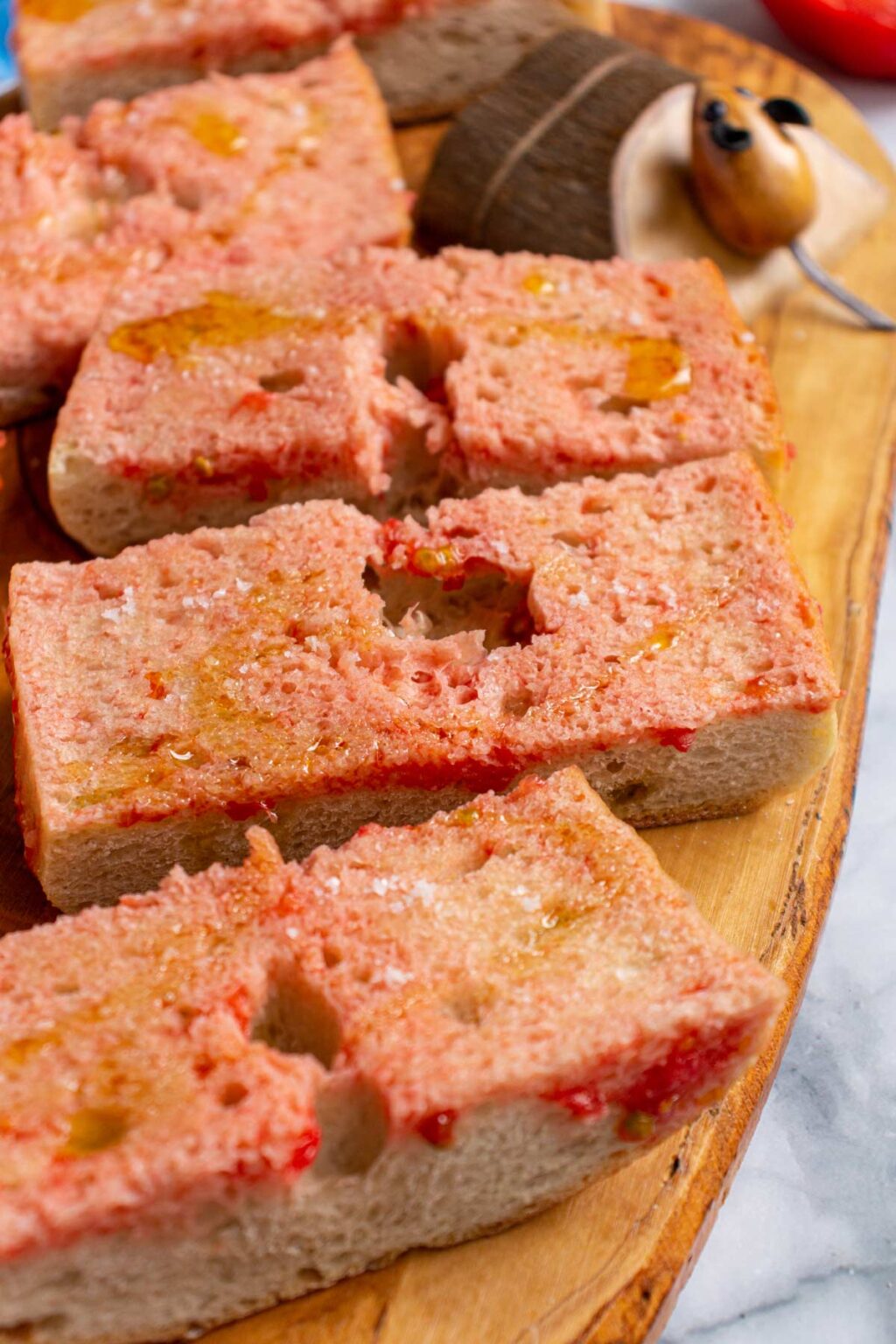 Pan con Tomate (Spanish Tomato Bread) - Mission Food Adventure