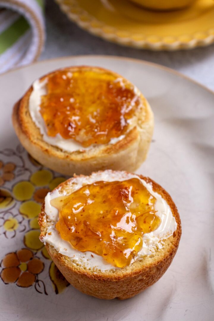 Sally Lunn Buns (Solange Luyon Buns or Solilemmes) - Mission Food Adventure