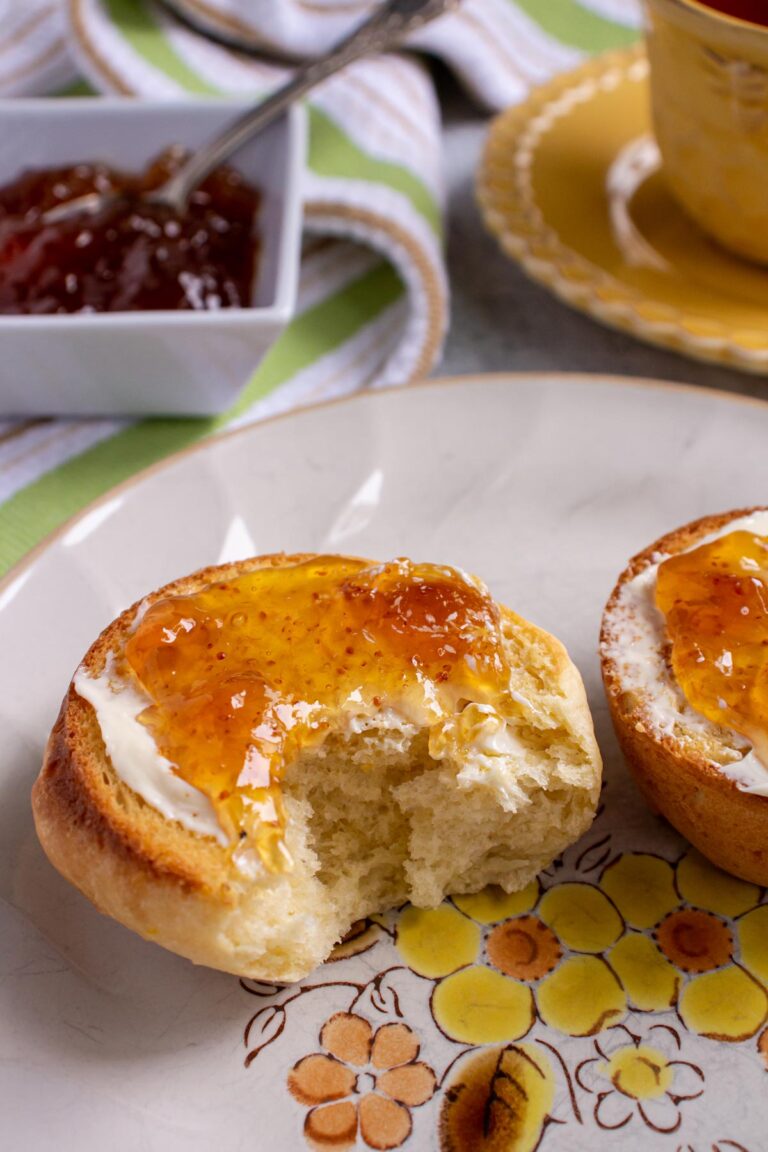 Sally Lunn Buns (Solange Luyon Buns or Solilemmes) - Mission Food Adventure