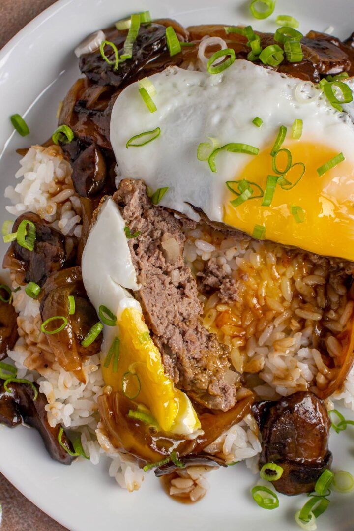 Hawaiian Loco Moco (Hamburger Steak with Gravy) - Mission Food Adventure