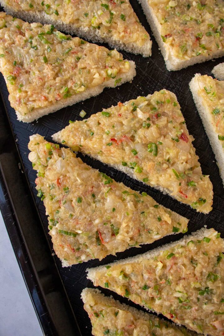 Shrimp Toast (Haa Dō Si 蝦多士) - Mission Food Adventure