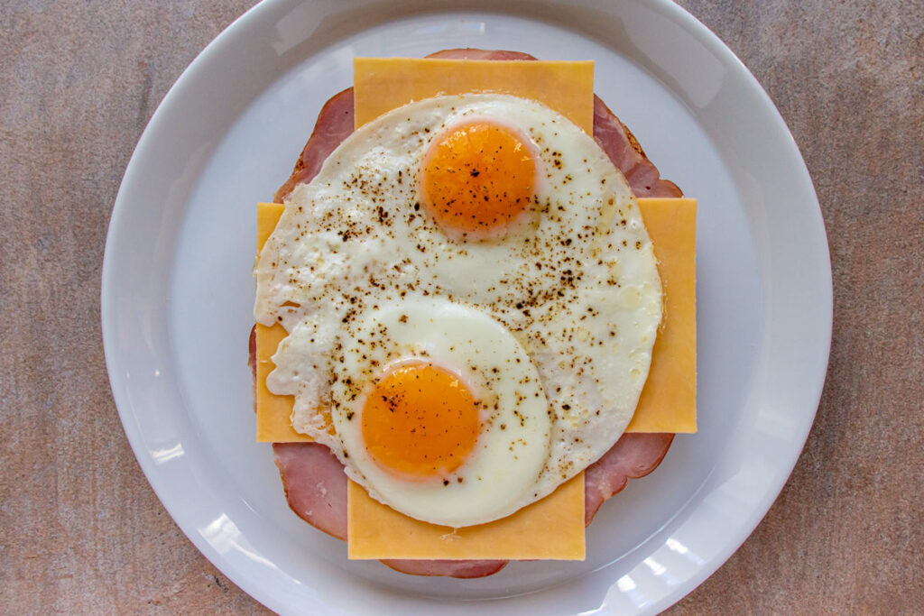 Uitsmijter (Dutch Ham, Gouda and Egg Sandwich) - Mission Food Adventure