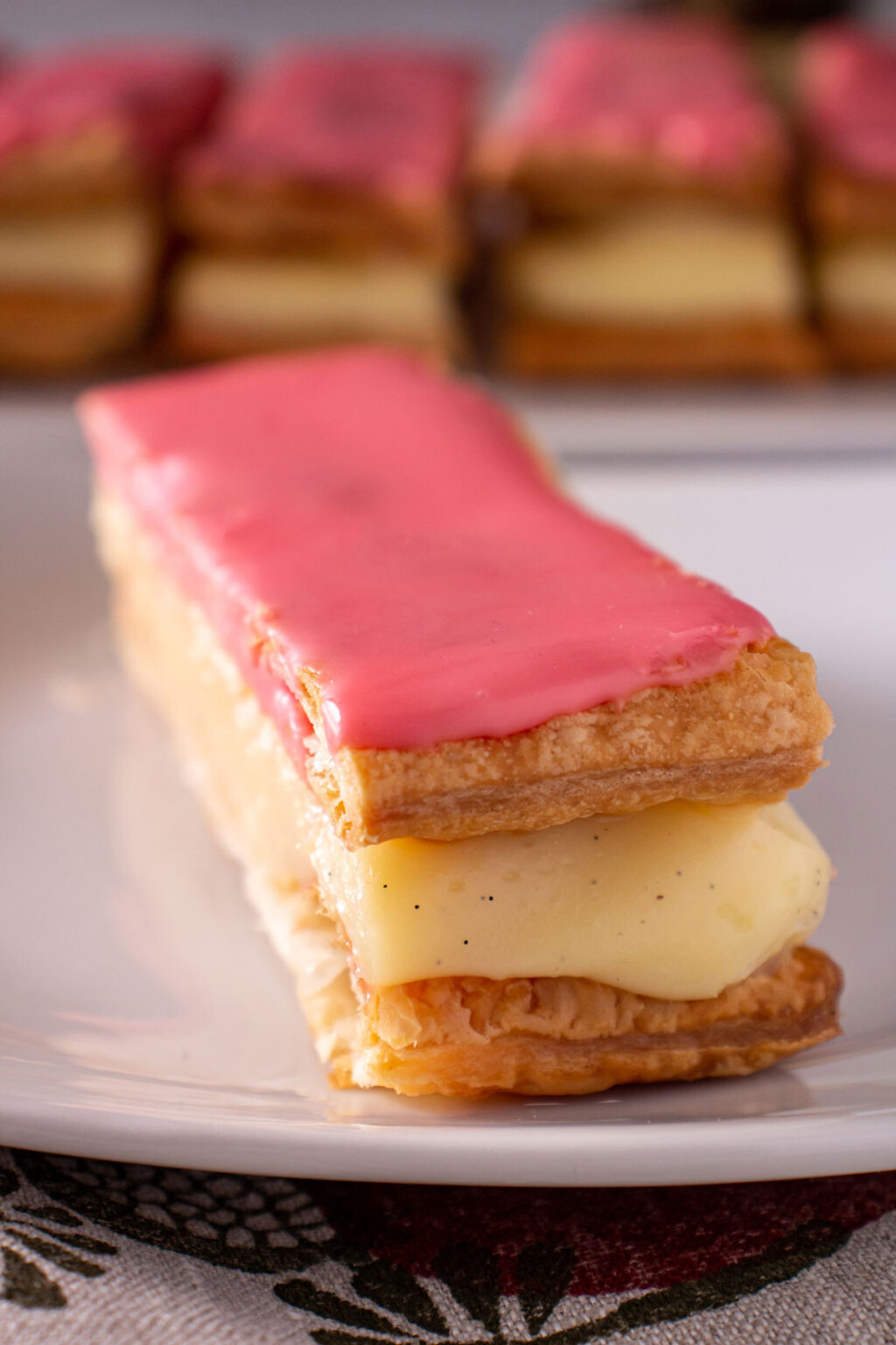 Tompouce / Tompoes (Dutch Mille Feuille Pastry) - Mission Food Adventure
