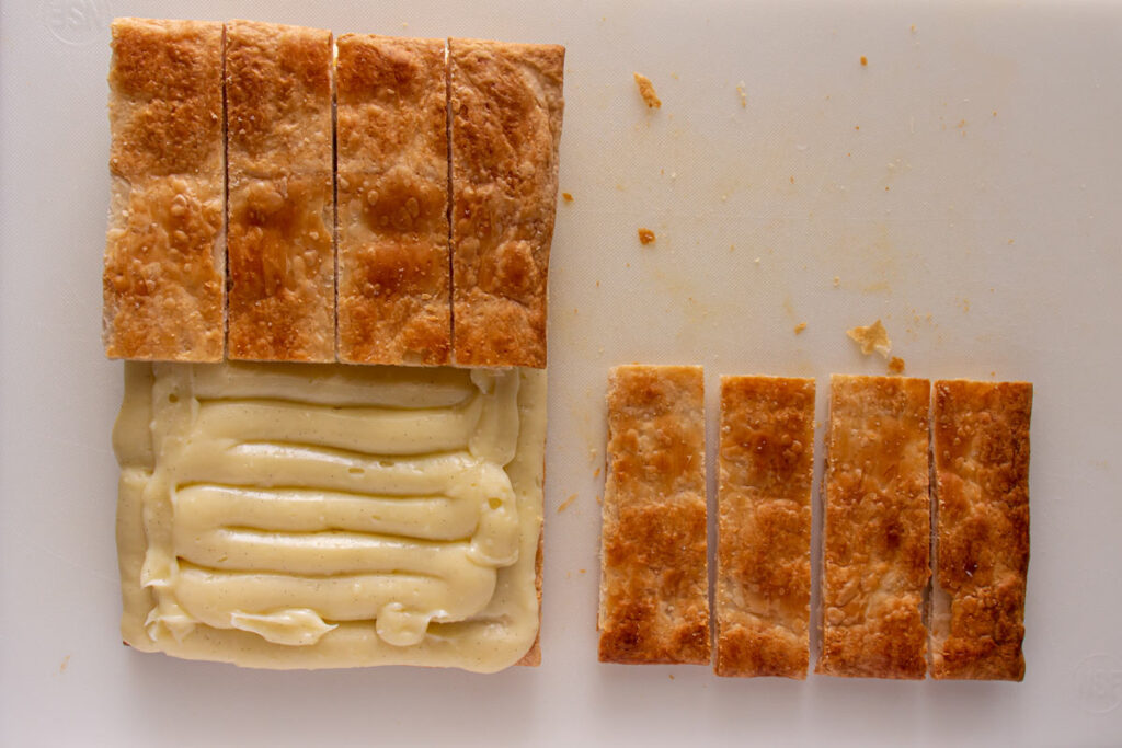 Tompouce / Tompoes (Dutch Mille Feuille Pastry) - Mission Food Adventure