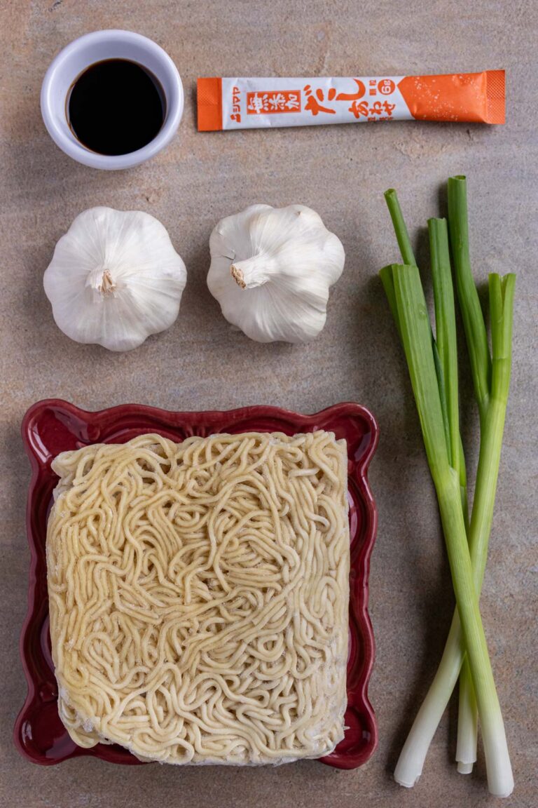 Garlic Noodles - Mission Food Adventure