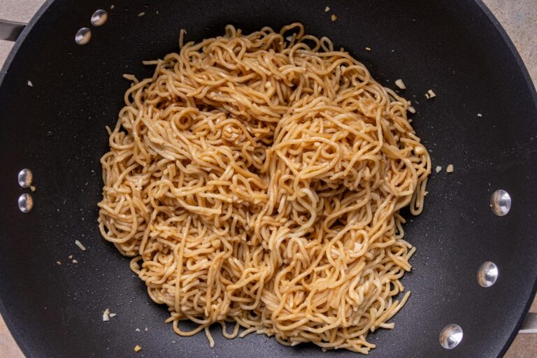 Garlic Noodles - Mission Food Adventure