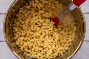 Easy Homemade Stovetop Mac and Cheese - Mission Food Adventure