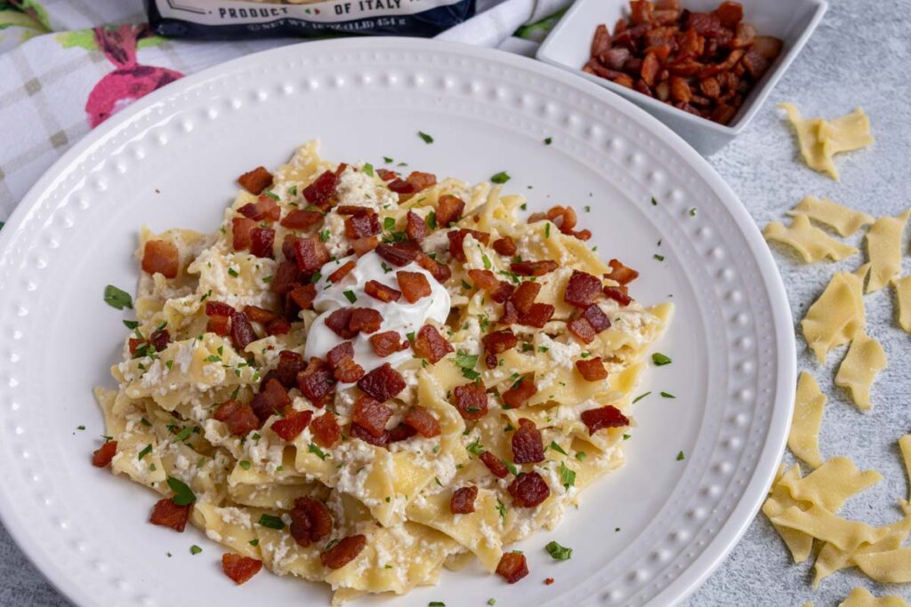 Túrós Csusza (Hungarian Cottage Cheese Noodles) - Mission Food Adventure
